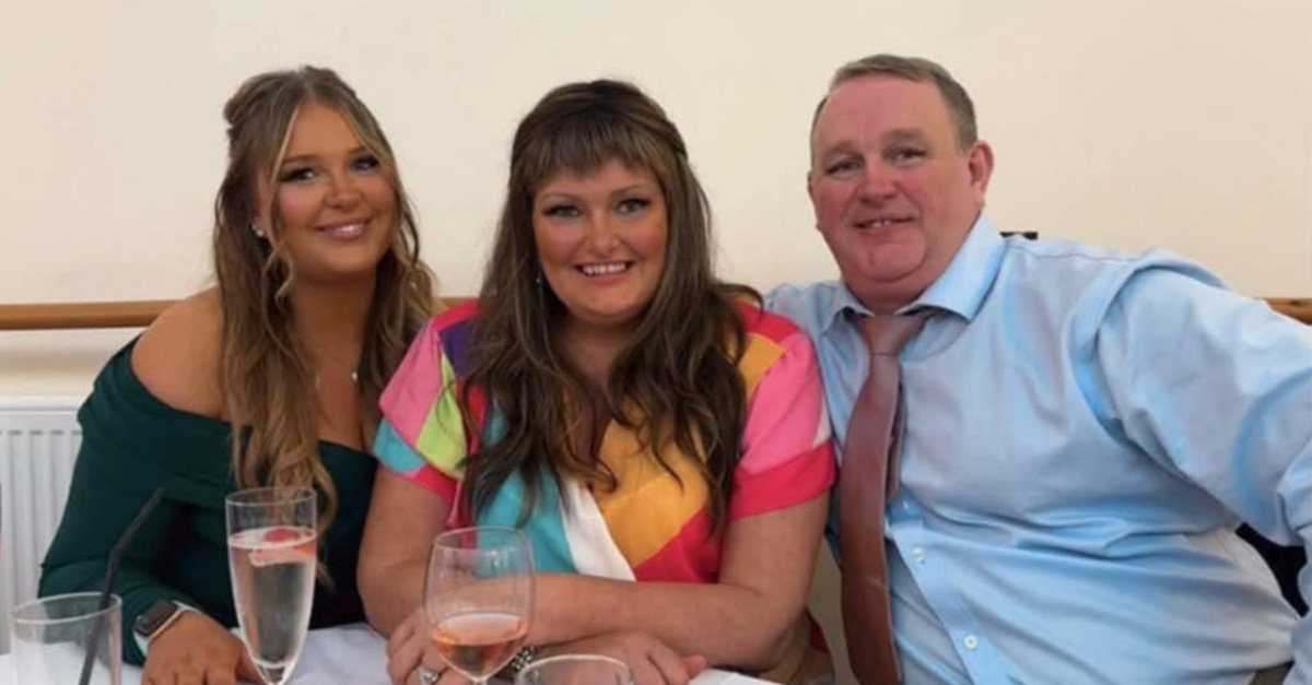Agent turns her hospital bed into pop-up shop during cancer treatment ...