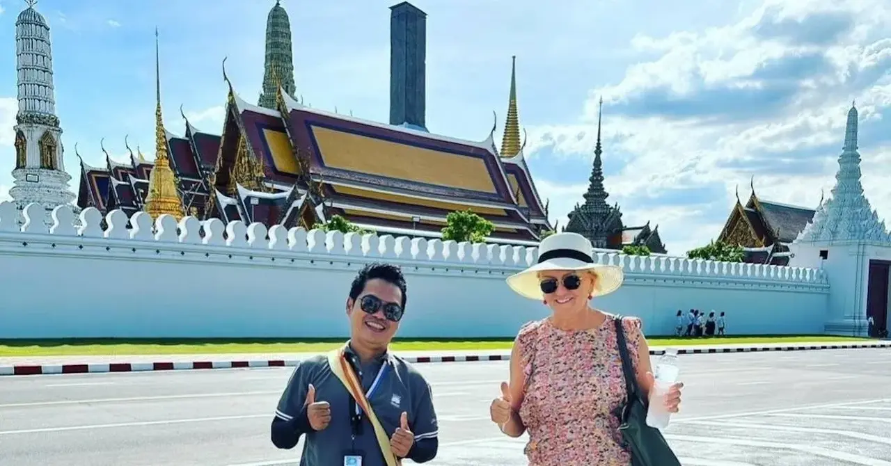 New DTH Travel handbook sets higher standards for tour guides - News