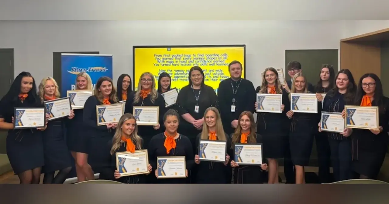 Hays Travel’s Scotland apprentices attend graduation ceremony - News